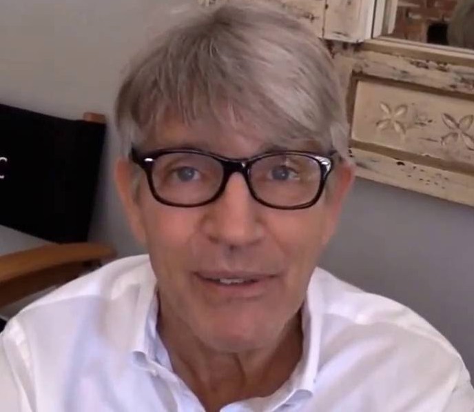 Eric Roberts | Vergleichen Sie die Körpergröße, das Körpergewicht, die ...