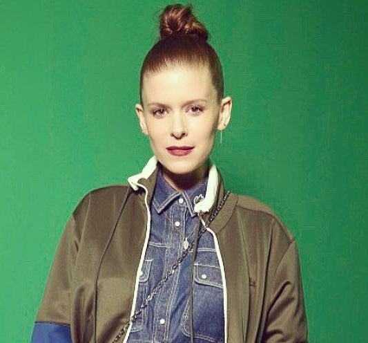 Medidas Corporais De Kate Mara PDF) De Quem é Esse Corpo? A